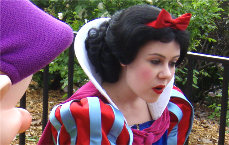 Snow White: Role Model or Villain in Disguise? • Rediscover Radiance